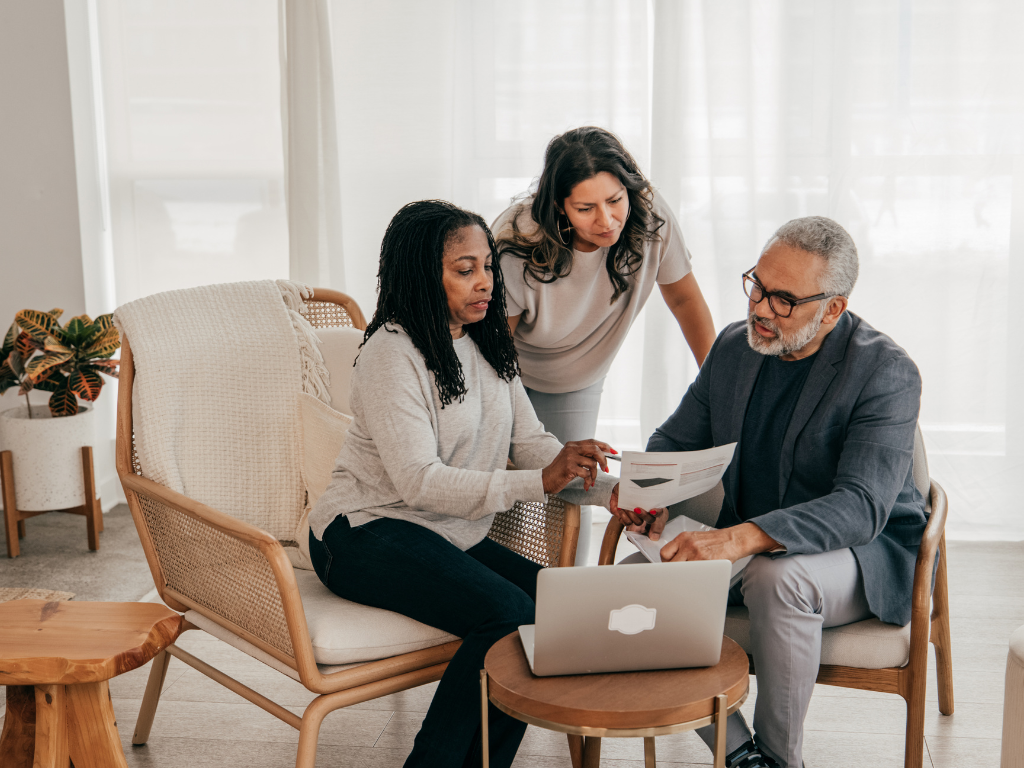 Pros and Cons of Owning a Second Home in Retirement - Oak Harvest ...